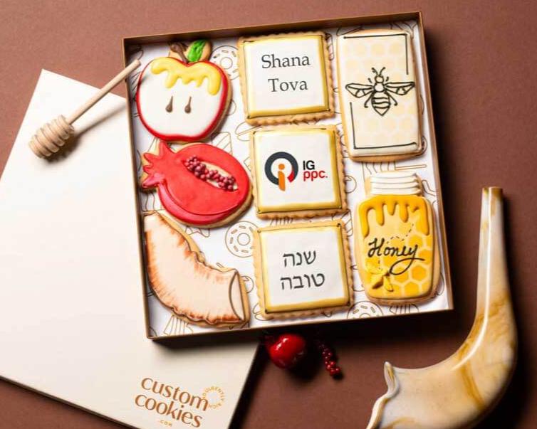 Deluxe Rosh Hashanah Gift Box w/Custom Logo – CustomCookies.com